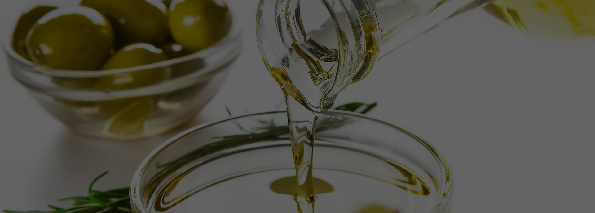 Classico olive oil & Mild&Light in colour - Filippo Berio